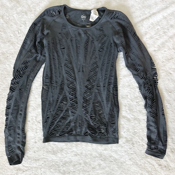 ALO Yoga | Tops | Alo Yoga Wanderer Cut Out Long Sleeve Top | Poshmark